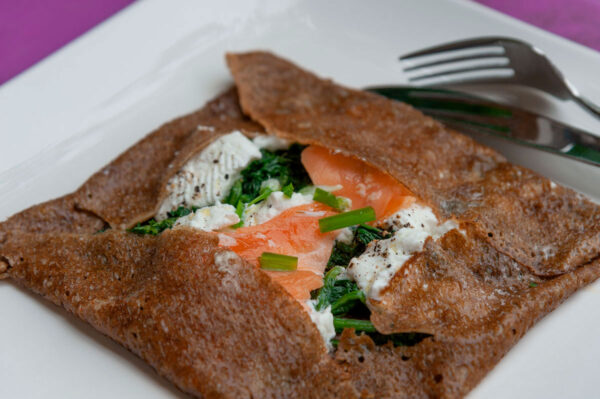 La crêpe au fromage : une recette facile et savoureuse à réaliser ...